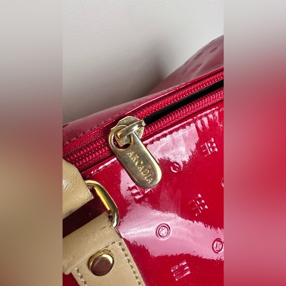 Arcadia | Bags | Arcadia 0 Genuine Patent Leather Large Weekender ...